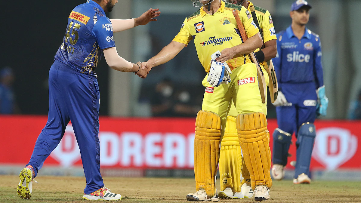 CSK Play Unbelievable master stroke For Crush MI by 103 Runs